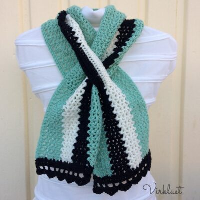 14 Free Crochet Keyhole Scarf Patterns