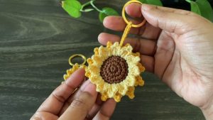 Unique Crochet 3d Sunflower Keychain Pattern