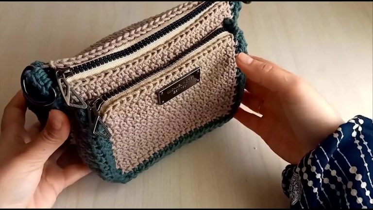Chic & Simple Crochet Small Bag Pattern For Everyday Essentials