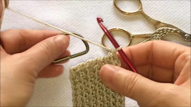 Upgrade Your Bags with This FREE Crochet Bag Handle Guide