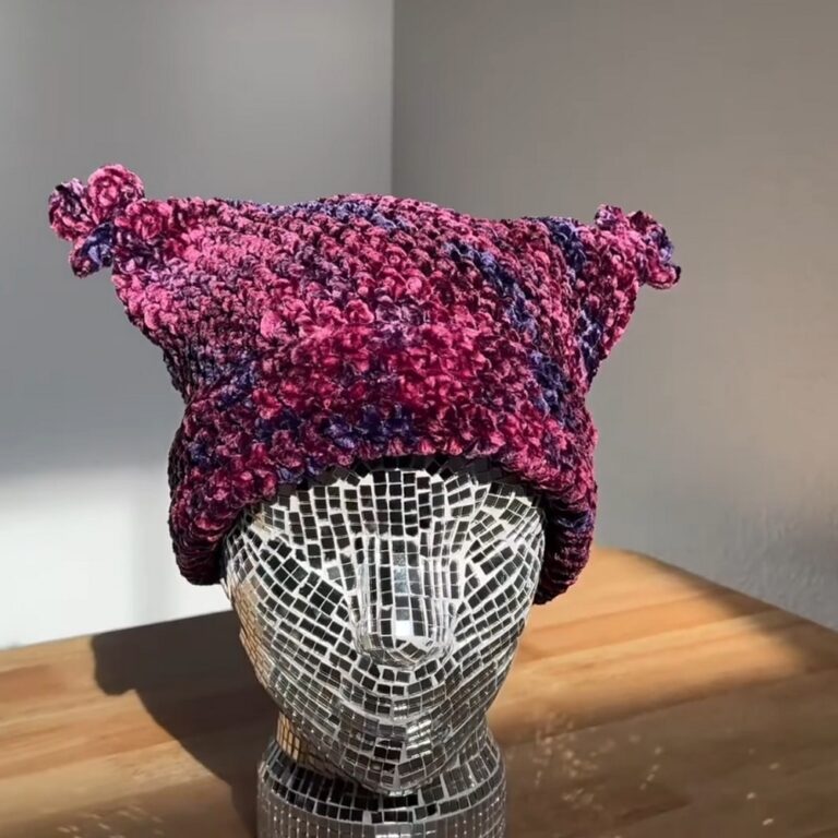 Stylish and Warm FREE Crochet Ruffle Hat You Can Make