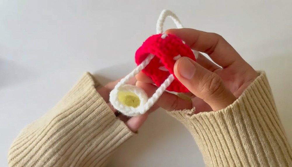 Free Crochet Mushroom Pouch Pattern for Beginners