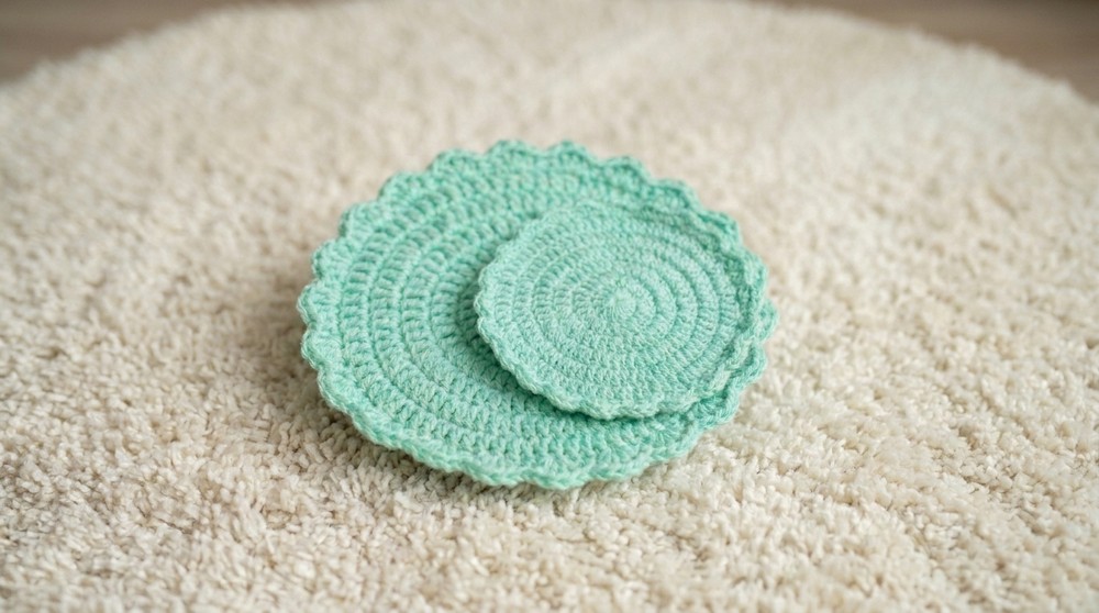 Unique Free Crochet Coaster Pattern for Gifts