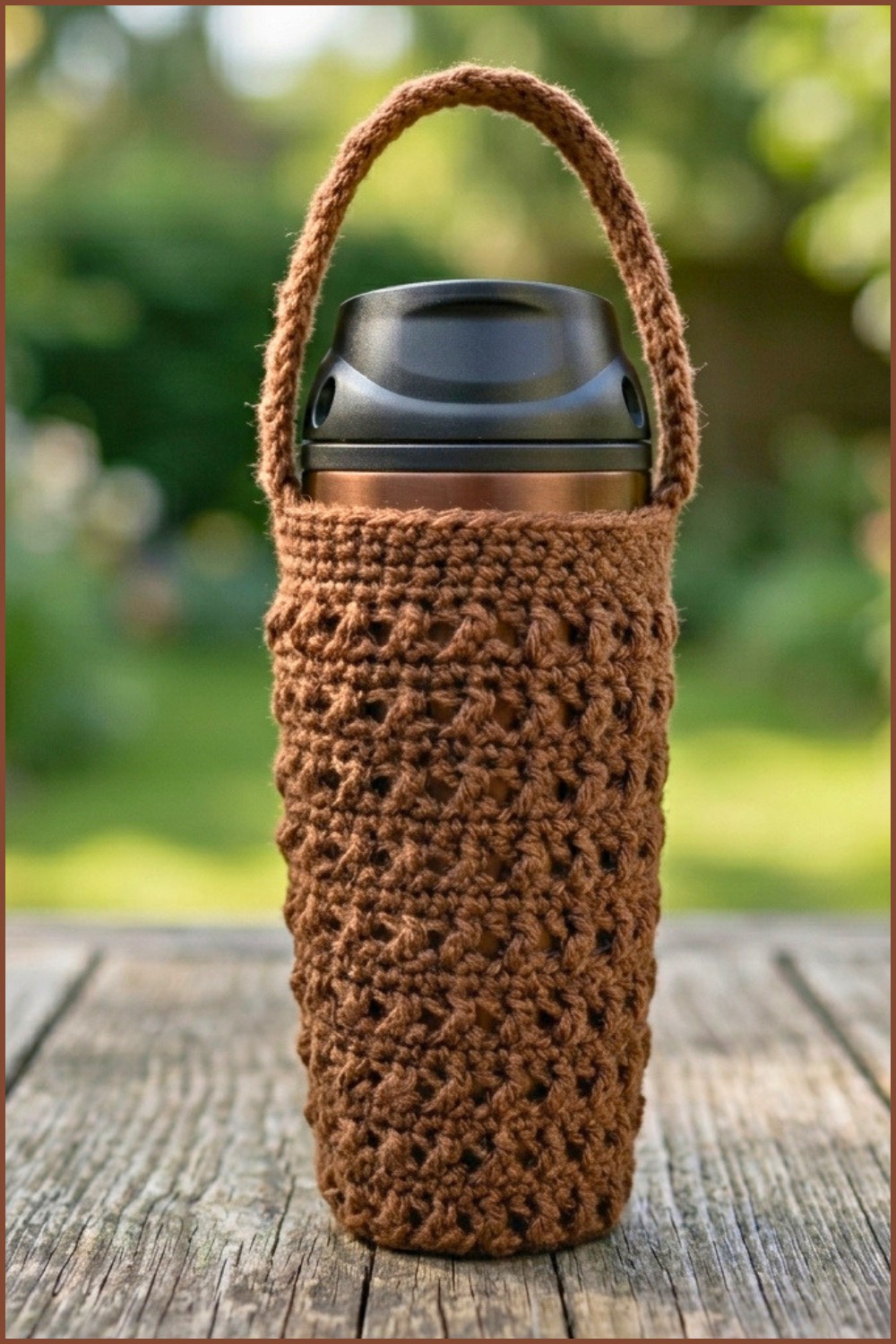 Easy Crochet Water Bottle Holder for Everyday – Free Pattern